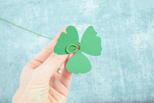 How to make stems for paper flowers: DIY paper flowers