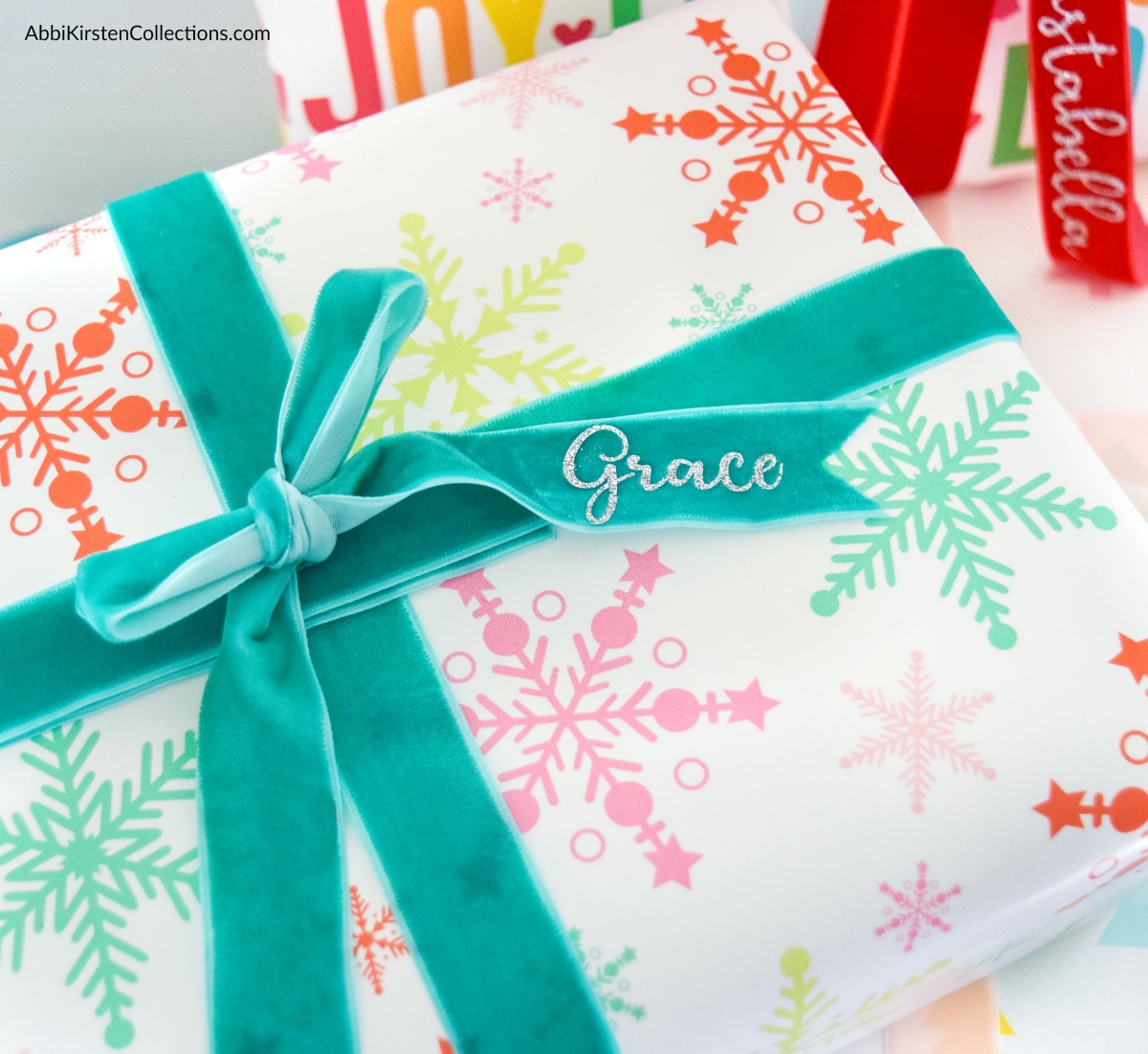 EasyPress Mini Personalized Christmas Gift Tags | Abbi Kirsten Collections