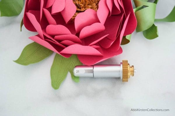 Use The Cricut Deboss Tip To Add Texture To Paper Leaves Abbi Kirsten