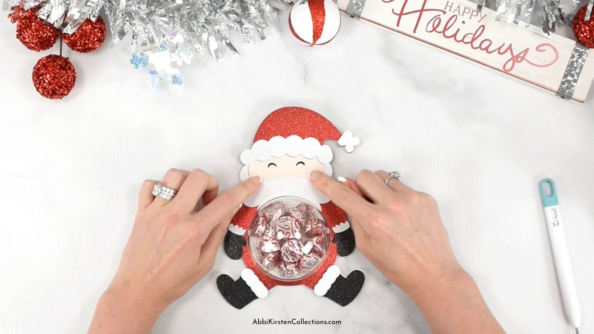 Christmas Candy Holders With Cricut: DIY Christmas Candy GIft