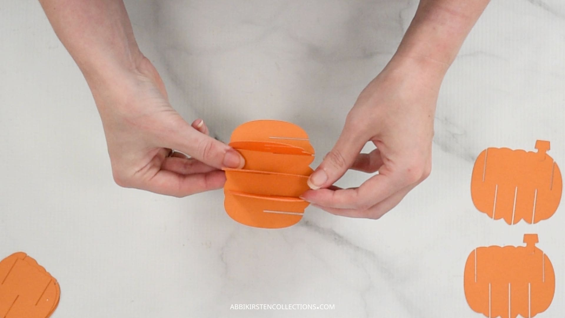 DIY Pop-Up Pumpkin Card Craft For Halloween