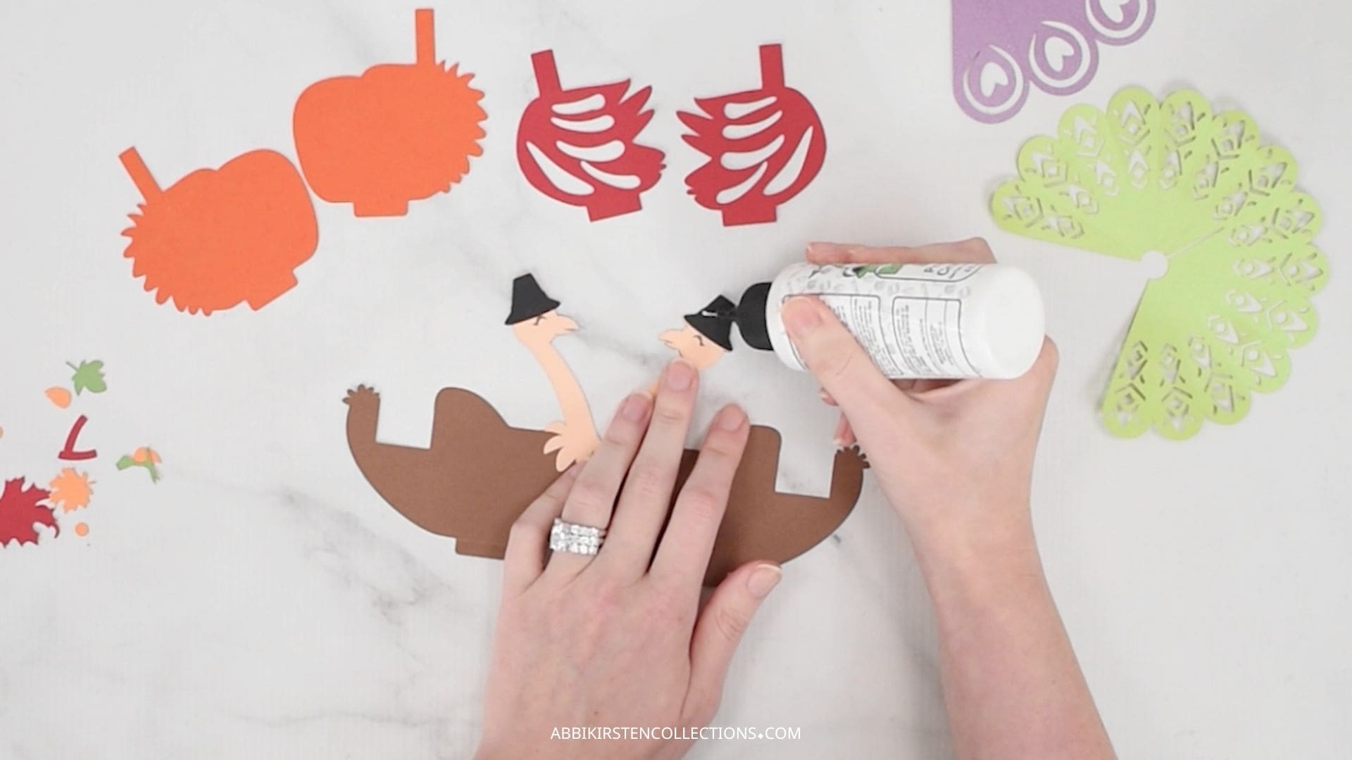 DIY Pop-Up Turkey Card With Cricut For Thanksgiving