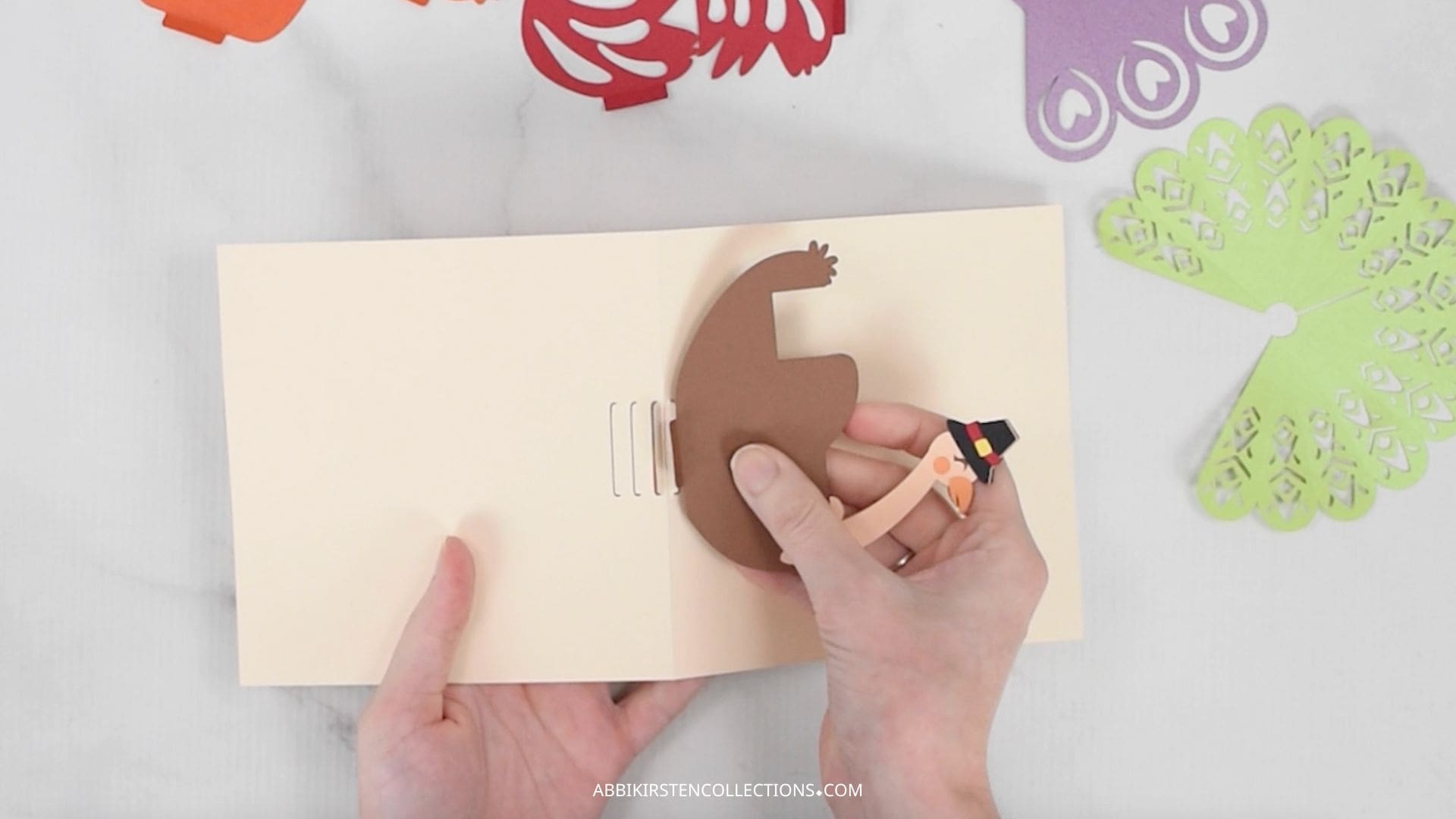 DIY Pop-Up Turkey Card With Cricut For Thanksgiving