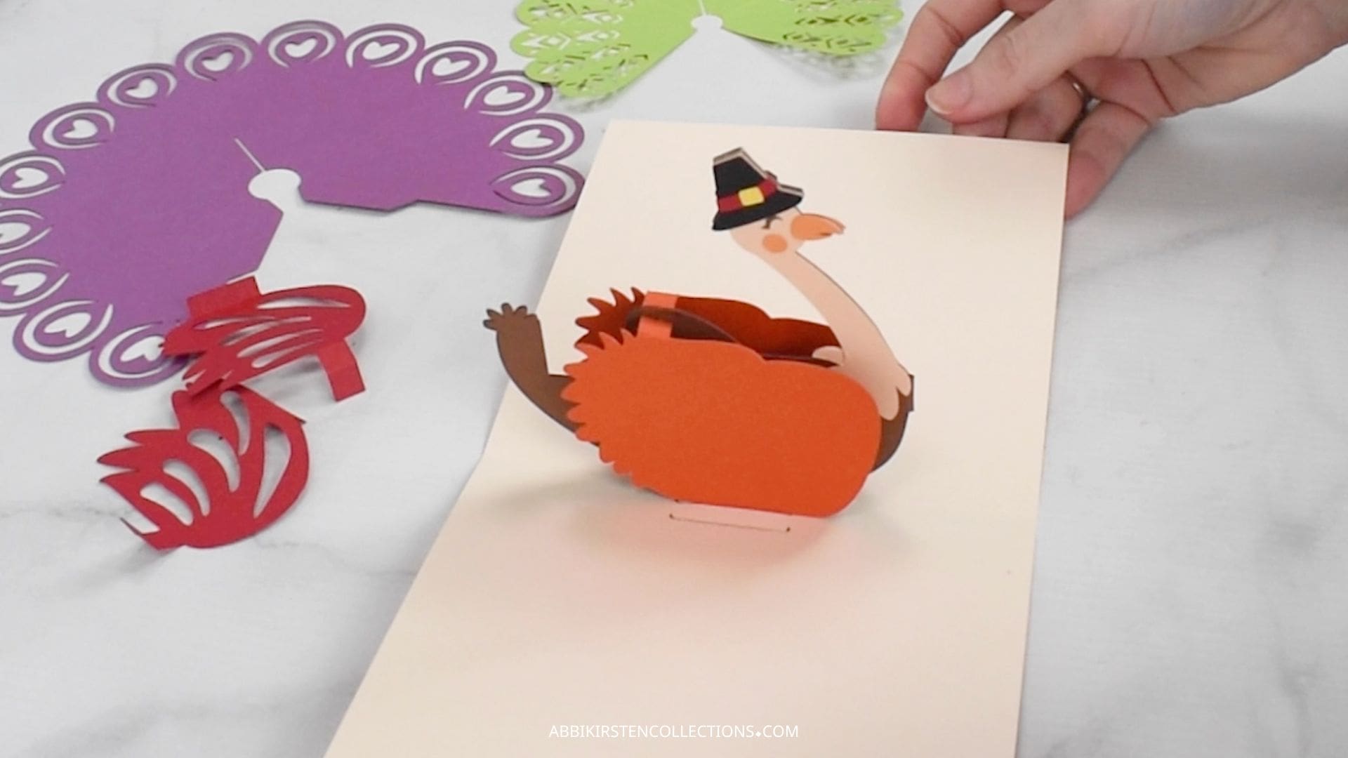 DIY Pop-Up Turkey Card With Cricut For Thanksgiving