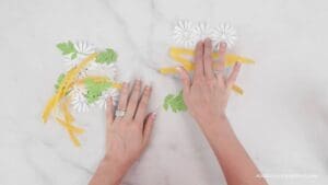 How to Make A Mini Daisy Paper Flower - Abbi Kirsten Collections